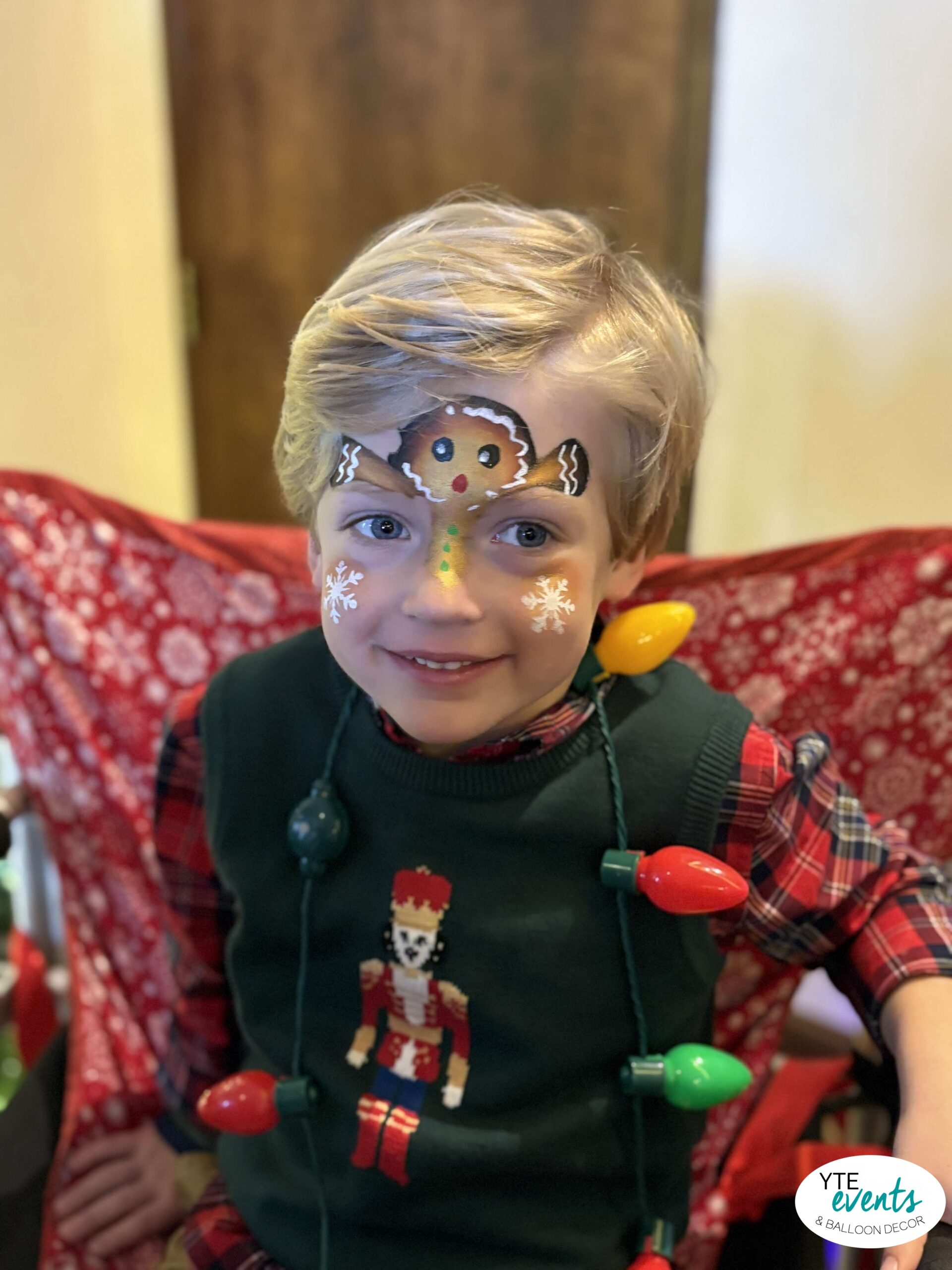 Bring Holiday Cheer Year-Round with Festive Face Painting | YTEevents