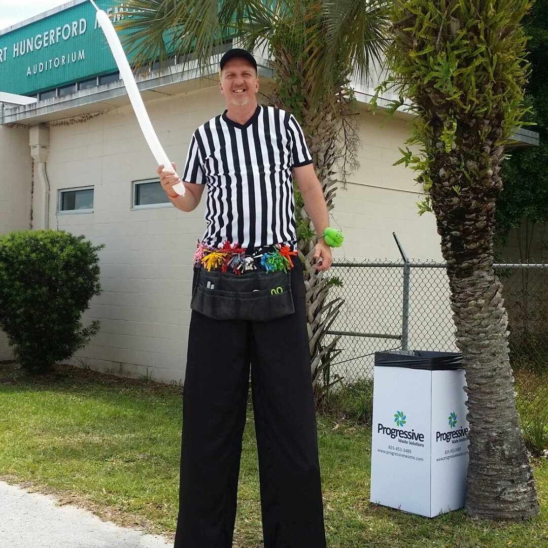 Stilt Walking: James' Captivating Balancing Act | YTEevents