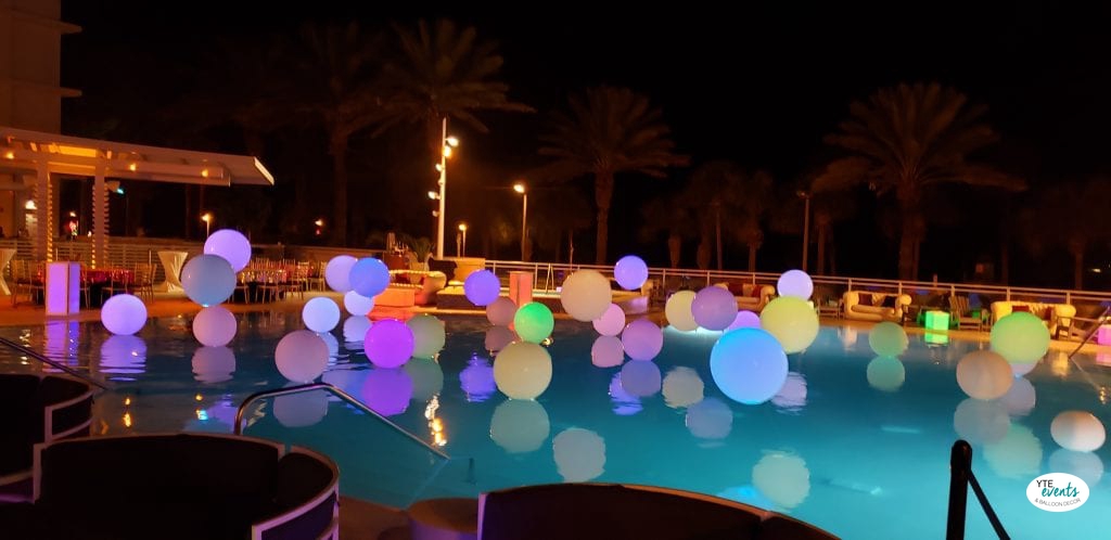 Top Tips for Stunning Poolside Balloon Decor | YTEevents