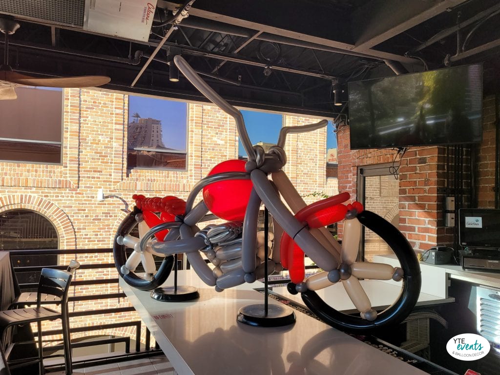 Choosing the Perfect Balloon Sculpture for Your Motorsport Party ...